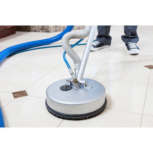 Cleaning of hard floor coverings